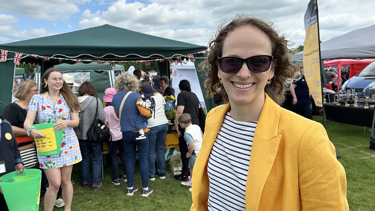 Alison Bennett's Monday Mail - Be bright, be seen - Mid Sussex Liberal ...